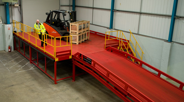 Thorworld loading bay successfully modified to accommodate Universal ...