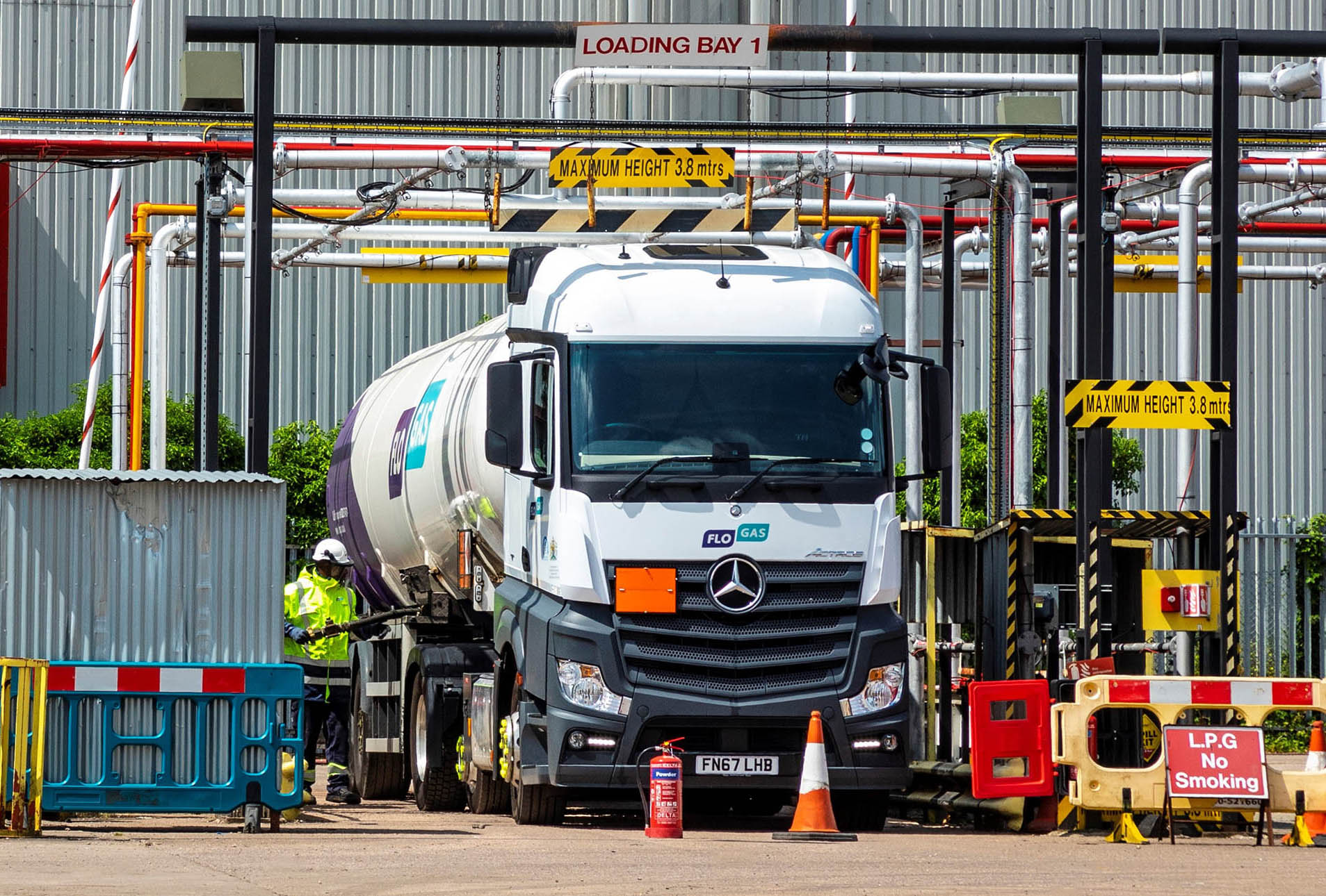 Flogas taps into Mercedes-Benz Actros safety and fuel-efficiency ...